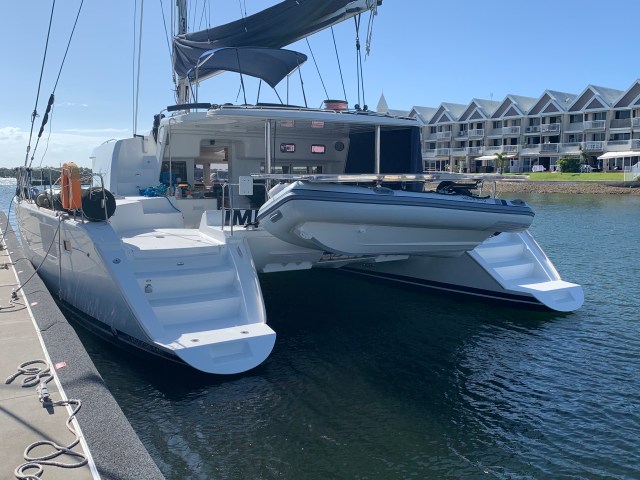 Lagoon 440 transom extensions: how Impi did it – Catamaran Impi