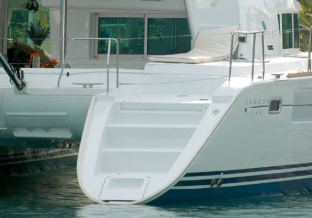 Lagoon 440 transom extensions: how Impi did it – Catamaran Impi